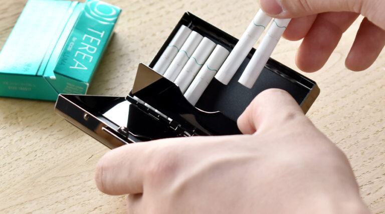 IQOS HEATSTICKS CASE - 木製雑貨ブランド +LUMBER