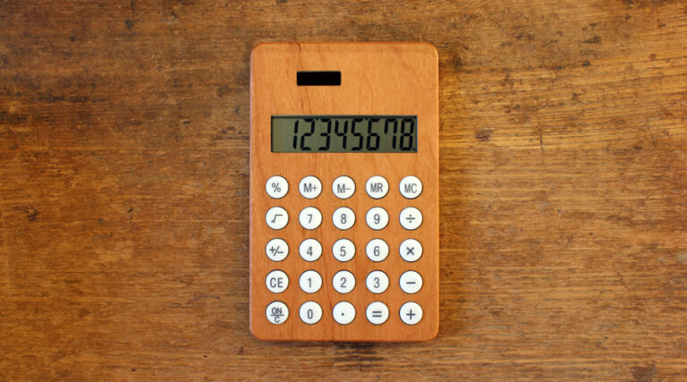 SOLAR POWERED CALCULATOR – WIDE - 木製雑貨ブランド +LUMBER
